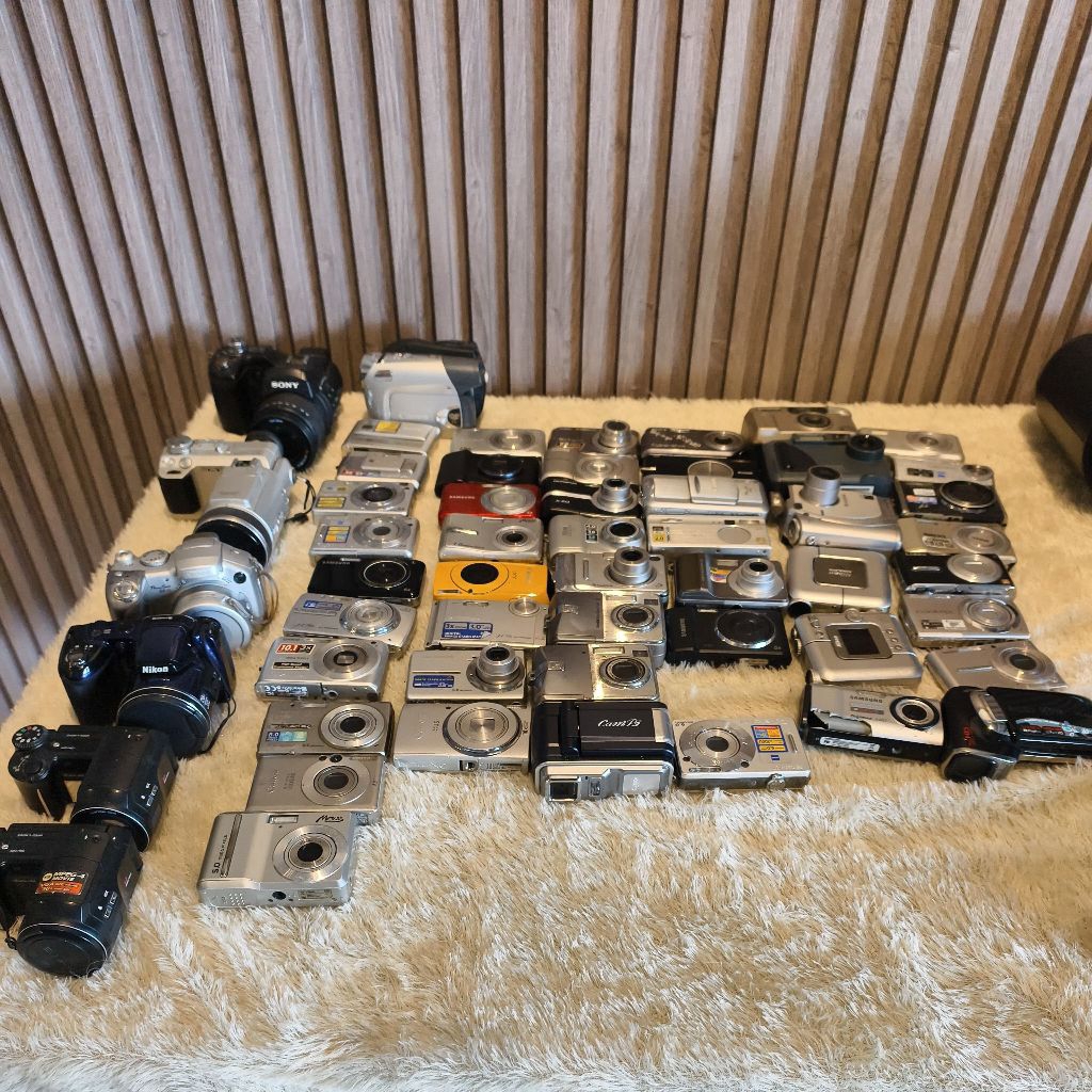 Jual KAMERA DIGITAL DIGICAM BEKAS KONDISI RUSAK, SPARE PART, GAMBLING ...