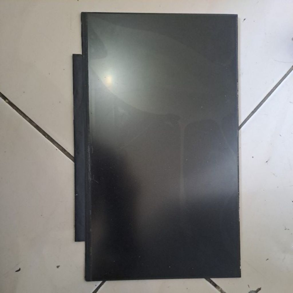 Jual layar 14in slim pin 30 small frame pecah buat canibalan | Shopee ...
