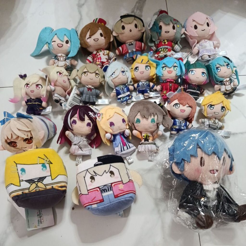 Jual fuwapuchi project Sekai Hatsune Miku Meiko kohane Nene luka ...
