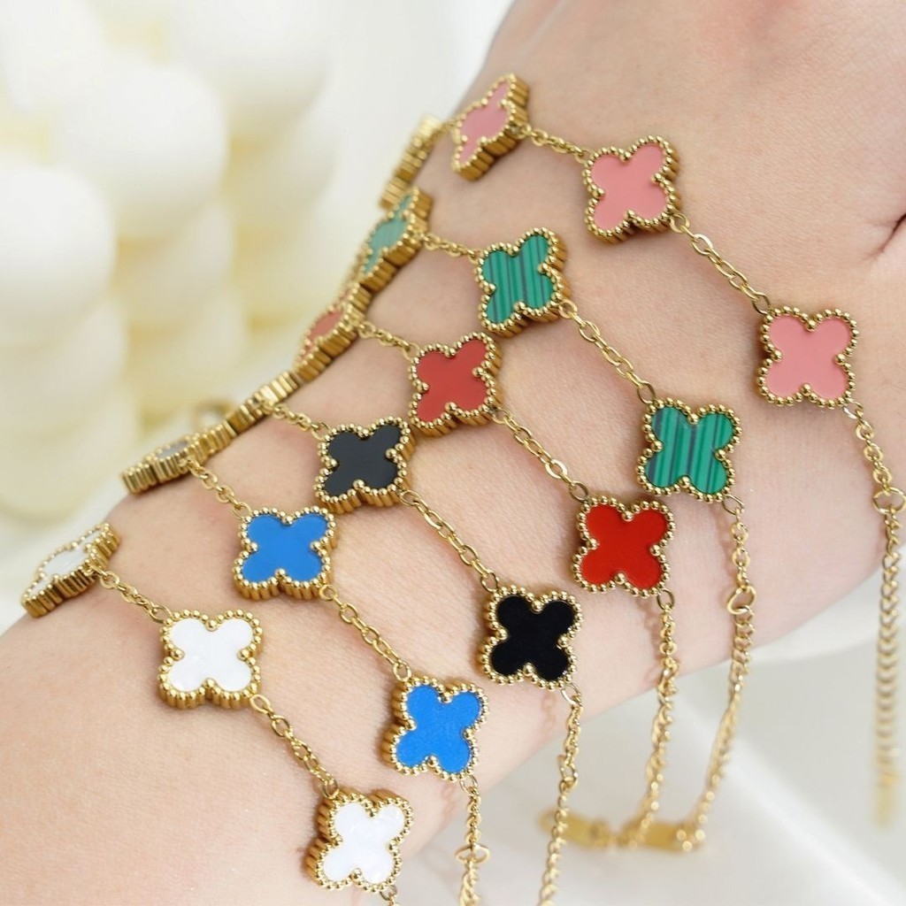 Jual Gelang Rantai Titanium Clover - Gelang Clover Wanita - Gelang ...