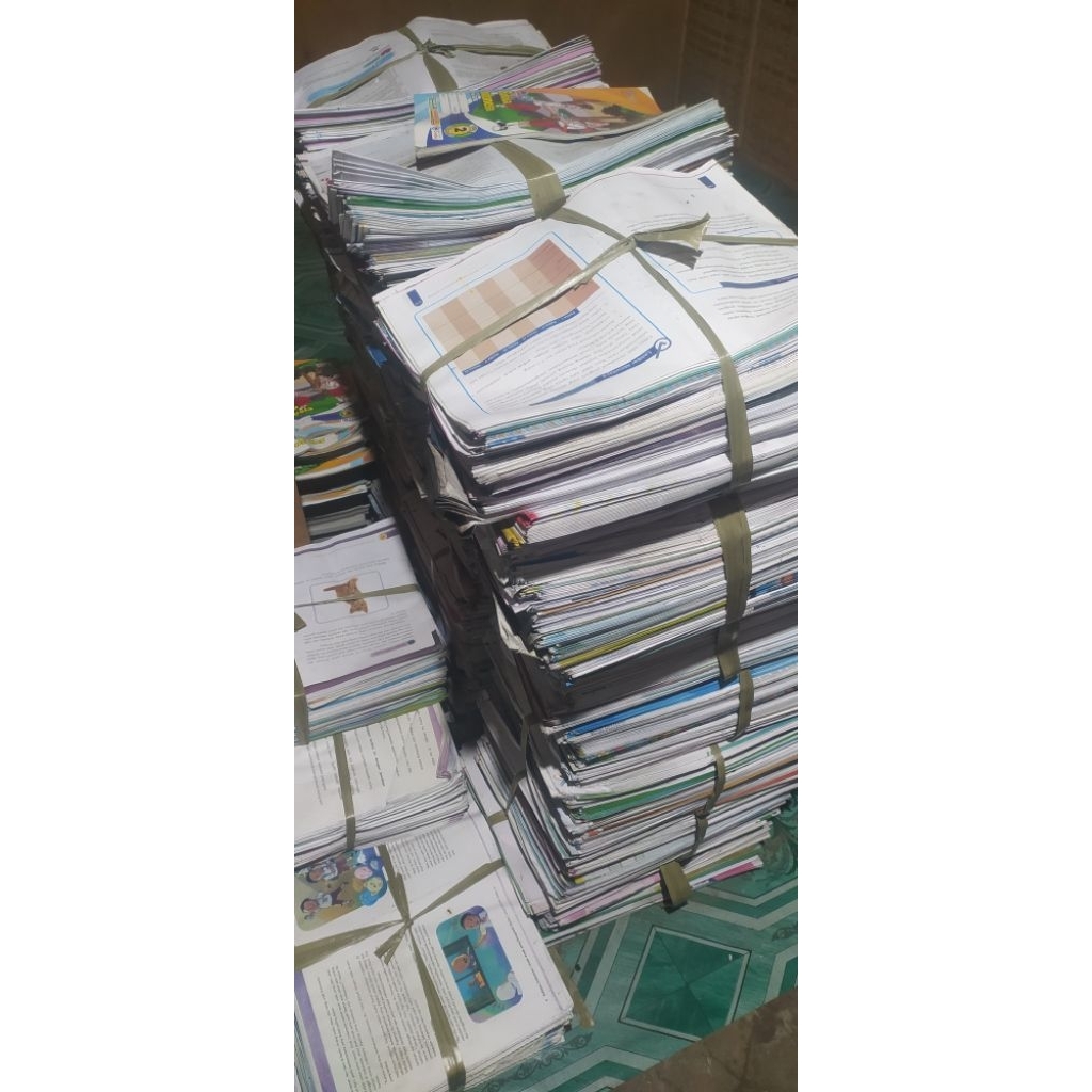 Jual kertas Koran bekas kertas lks | Shopee Indonesia