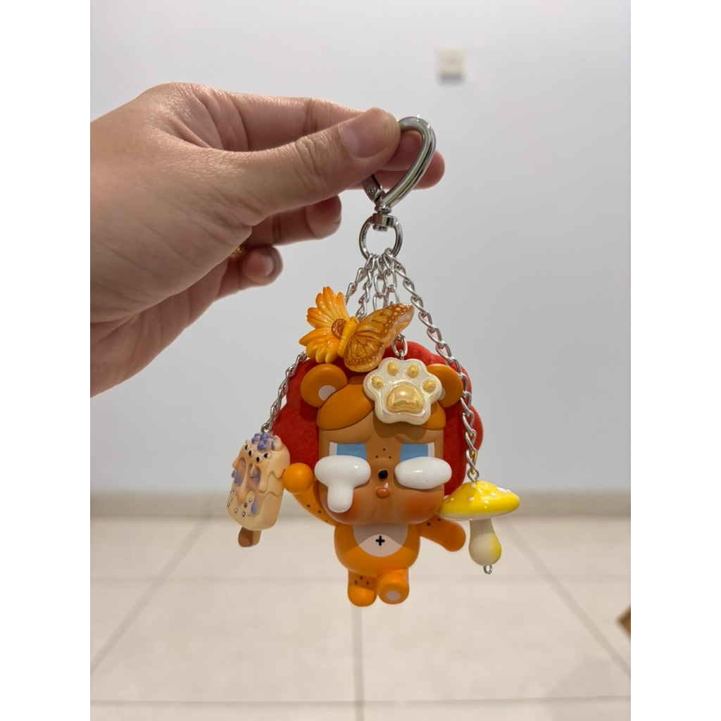 Jual BAG CHARM / GANTUNGAN KUNCI CUSTOM ORI POPMART CRY BABY / HACIPUPU ...