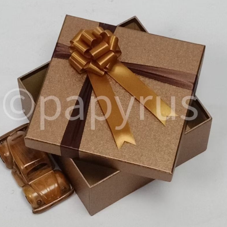 Jual PAPYRUS 20x20 Tinggi 10cm Kotak Kado Gift Box Hardbox Hampers V1 | Shopee Indonesia