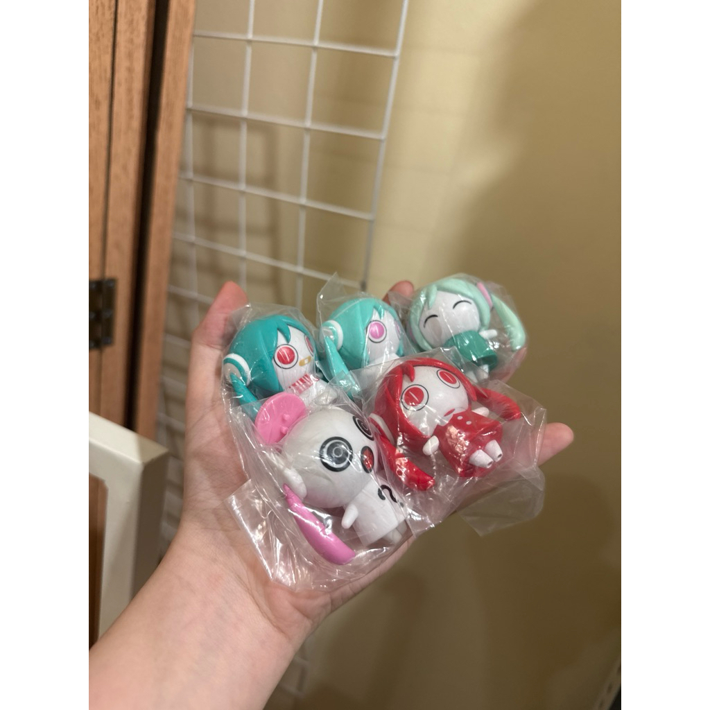 Jual Hatsune Miku Gachapon Mini Figure | Shopee Indonesia