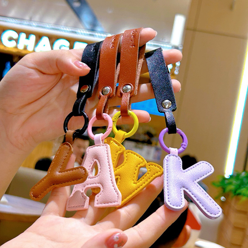 Jual LEATHER ABJAD KEYCHAIN GANTUNGAN KUNCI TAS HURUF KULIT INISIAL BAG ...