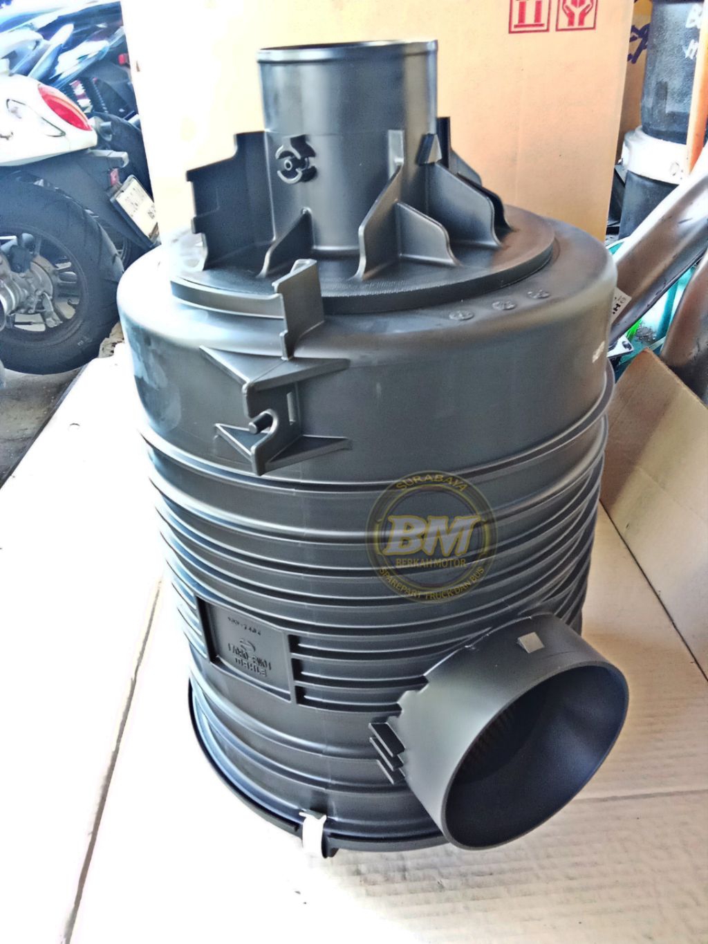 Jual Rumah Filter Udara Tabung Filter Udara + Filter Udara HINO 500 ...