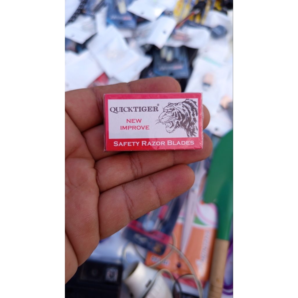 Jual SILET QUICKTIGER NEW IMPROVE 1 KOTAK ISI 10 PCS | Shopee Indonesia