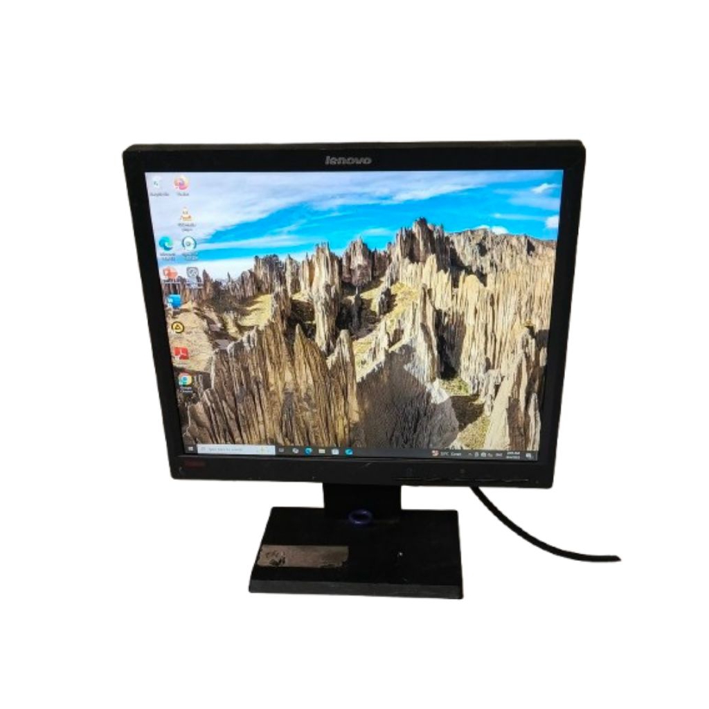 Jual Monitor Komputer Lenovo ThinkVision 17inch Bening Normal Power ...