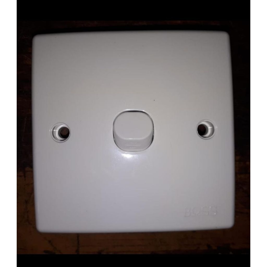 Jual Saklar engkel / 1 tombol 2 jalur merk Boss. Saklar 1 tombol 2 way ...