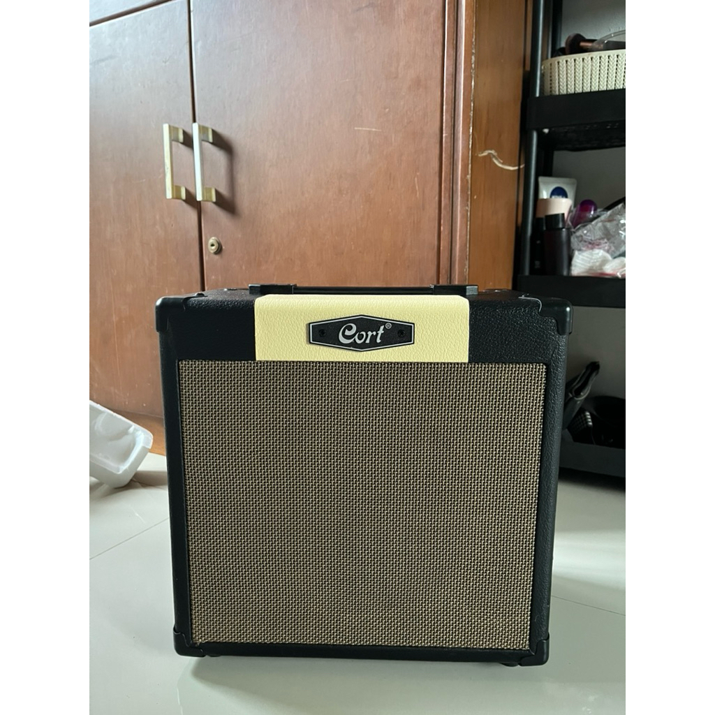 Jual Cort CM15R Portable Guitar Amplifier 35W Original | Shopee Indonesia