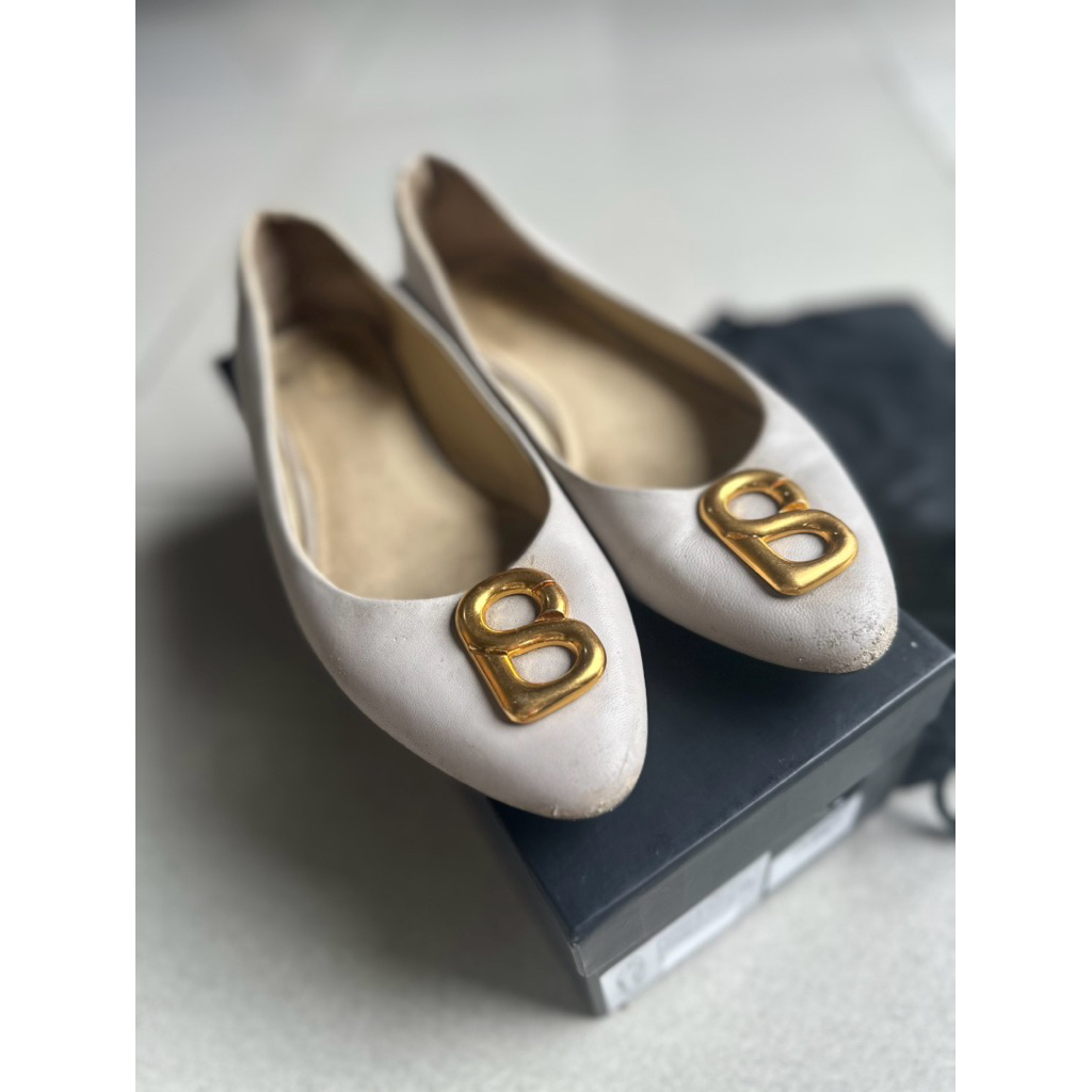 Jual Preloved Sisu shoes BUTTONSCARVES SIZE 38 Nego | Shopee Indonesia
