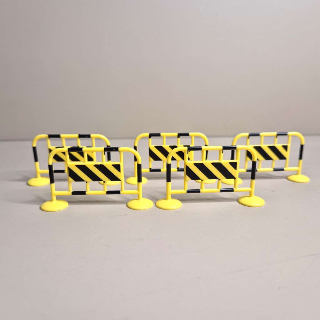 Jual Miniature pembatas Road Barrier pagar kuning putih set isi 5 buah ...