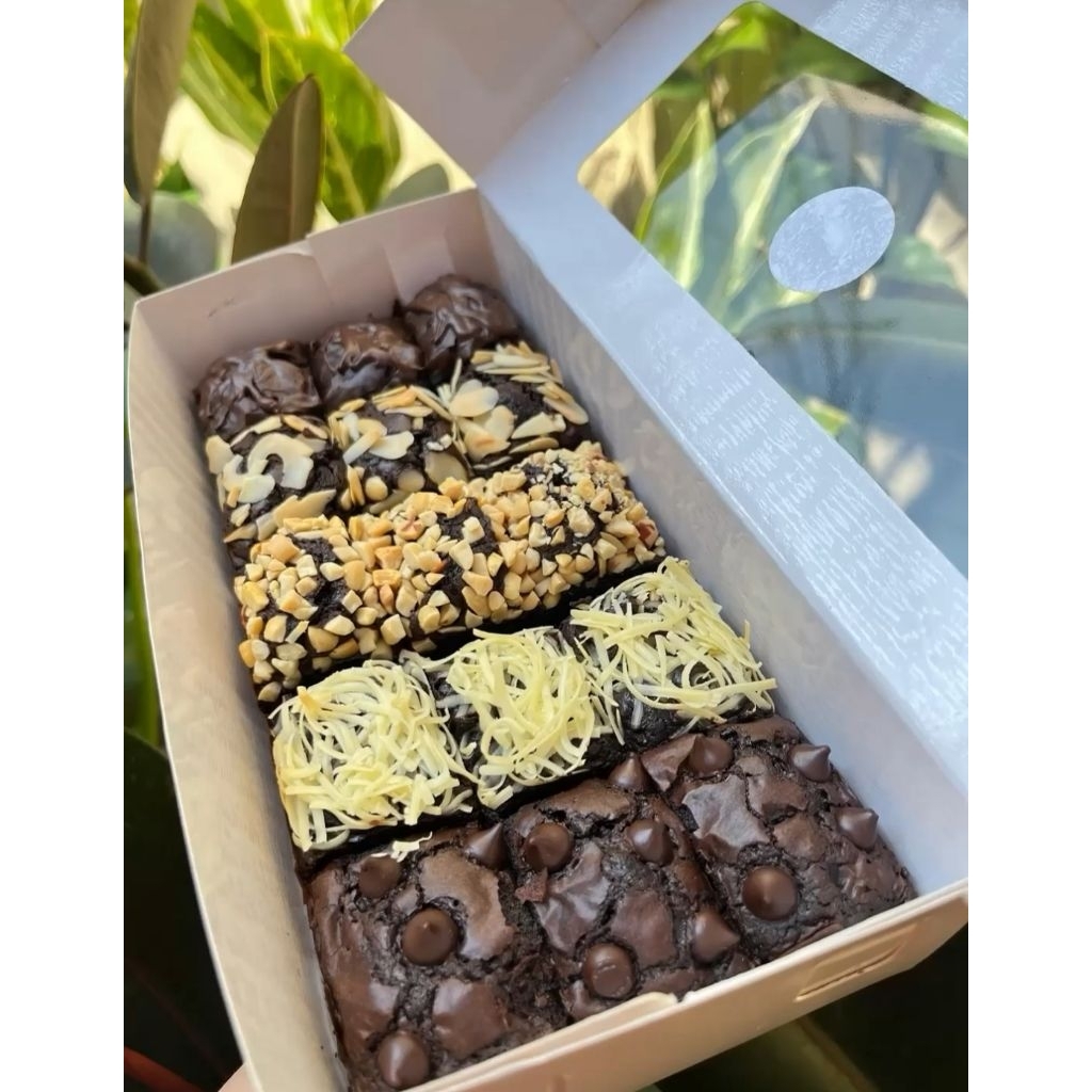 Jual Bronis premium dark coklat isi 10 slice| Brownis | Shopee Indonesia