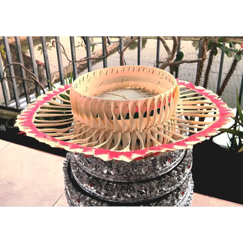Jual sampian gebogan dgn diameter tengah 18 dan 20cm premium | Shopee ...