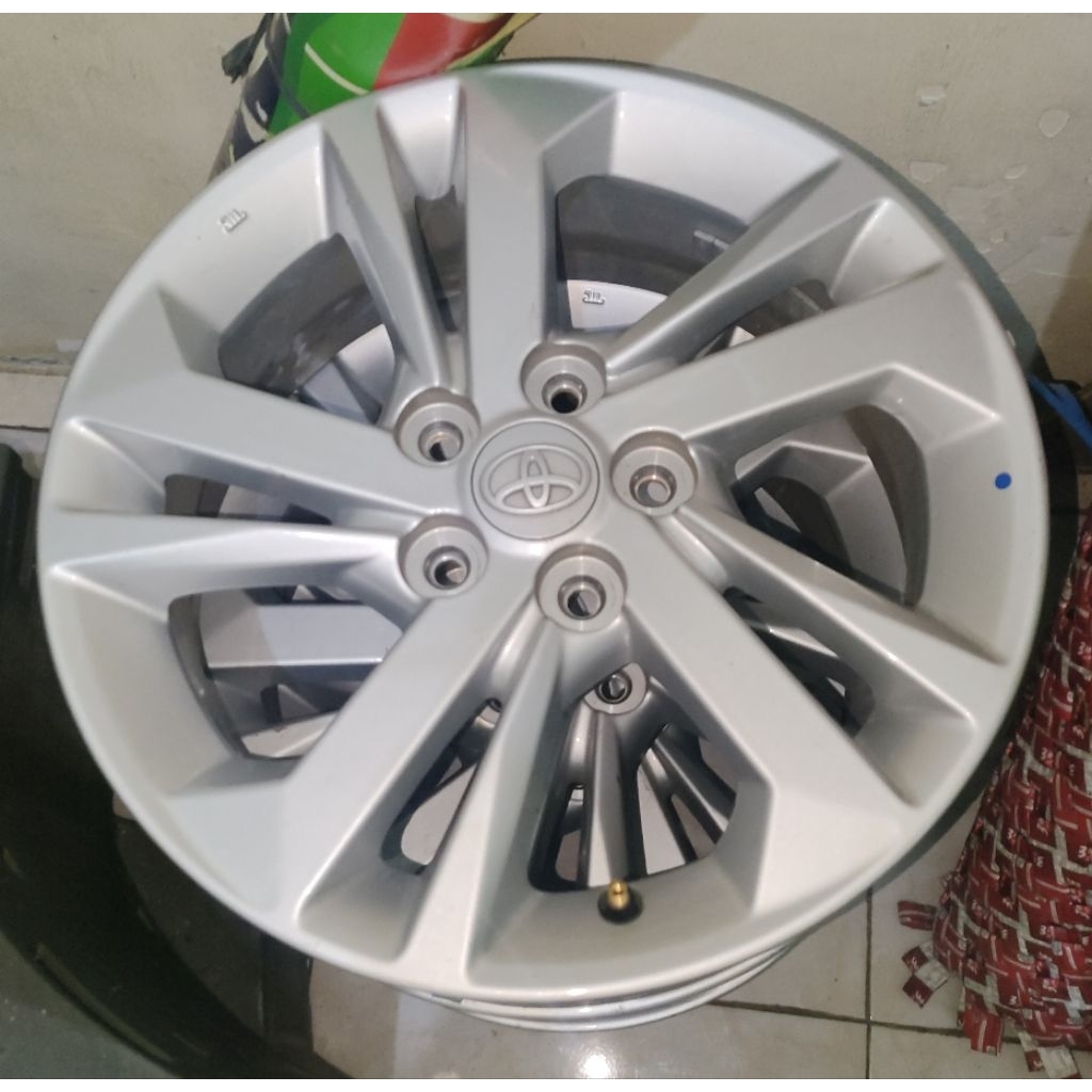 Jual Velg R15 oem Avanza Xenia pcd 5x100 velg only (harga satuan ...