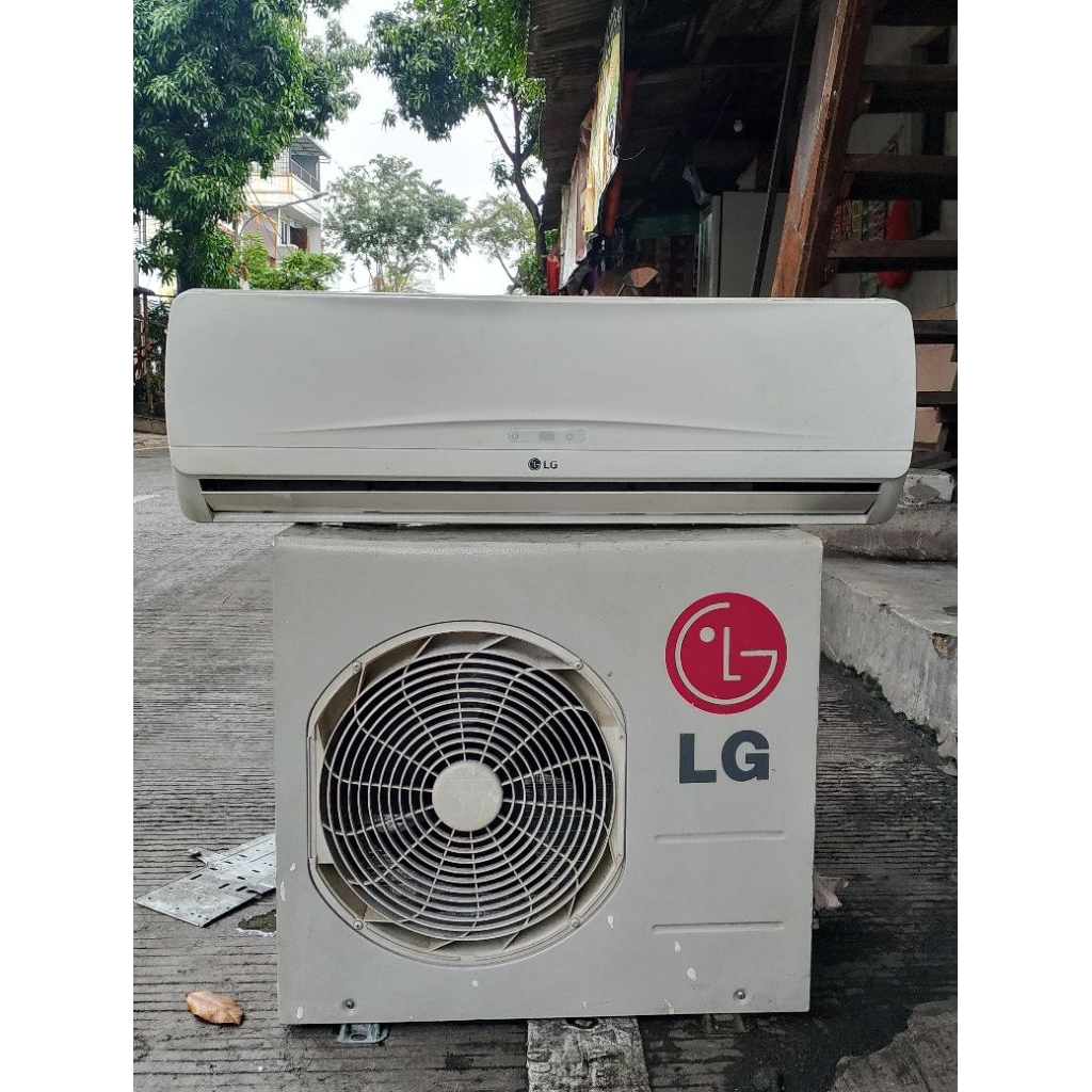 Jual AC LG 1/2 PK R22 second free ongkir se-jabotabek | Shopee Indonesia