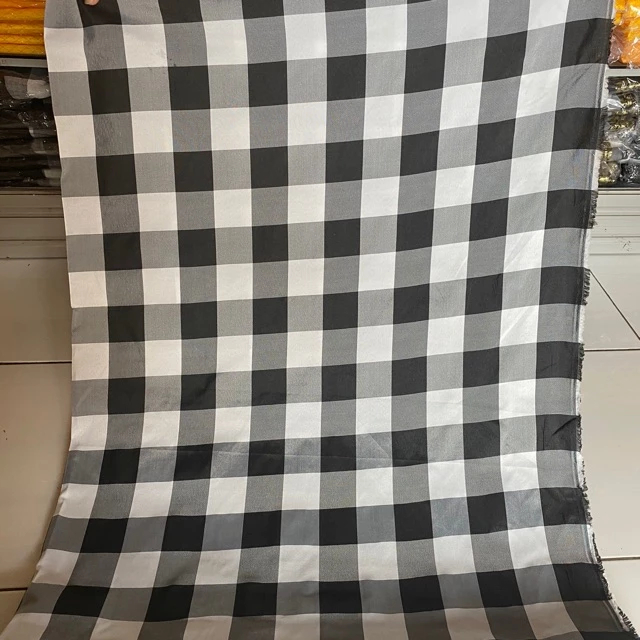 Jual KAIN POLENG KOTAK CATUR BALI METERAN | Shopee Indonesia