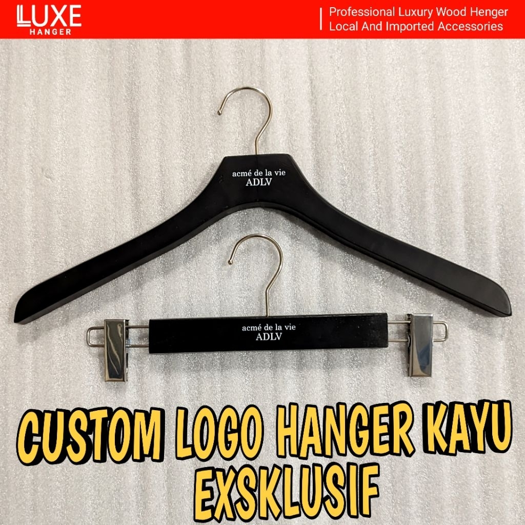 Jual RECOMEND CUSTOM LOGO - hanger kayu exsklusif | Shopee Indonesia