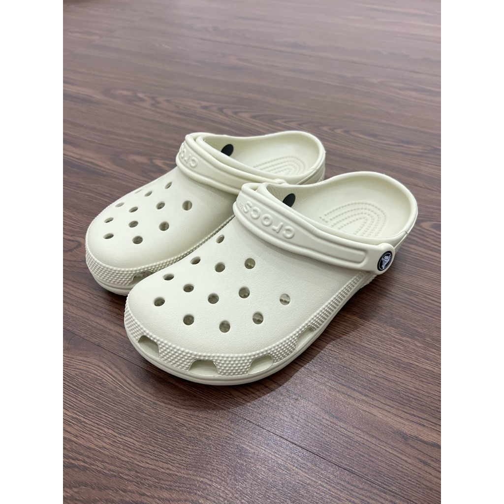 Jual Crocs Classic Clog Bone/Cream (RESMI CROCS) | Shopee Indonesia