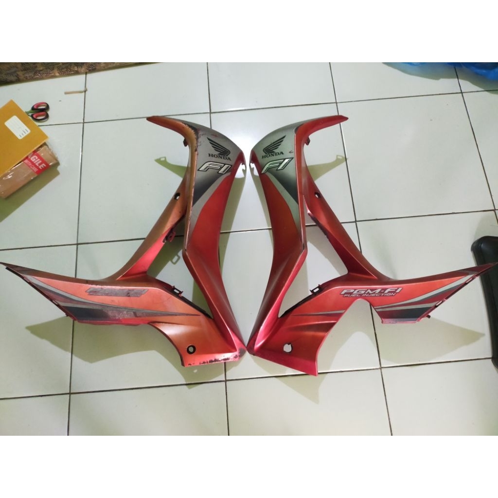 Jual cover sayap luar depan tebeng depan Honda Supra x 125 helm in ...