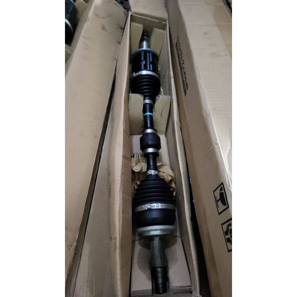Jual DRIVE SHAFT AS RODA DEPAN INOVA ZENIX 2023 UP ORIGINAL KIRI ...