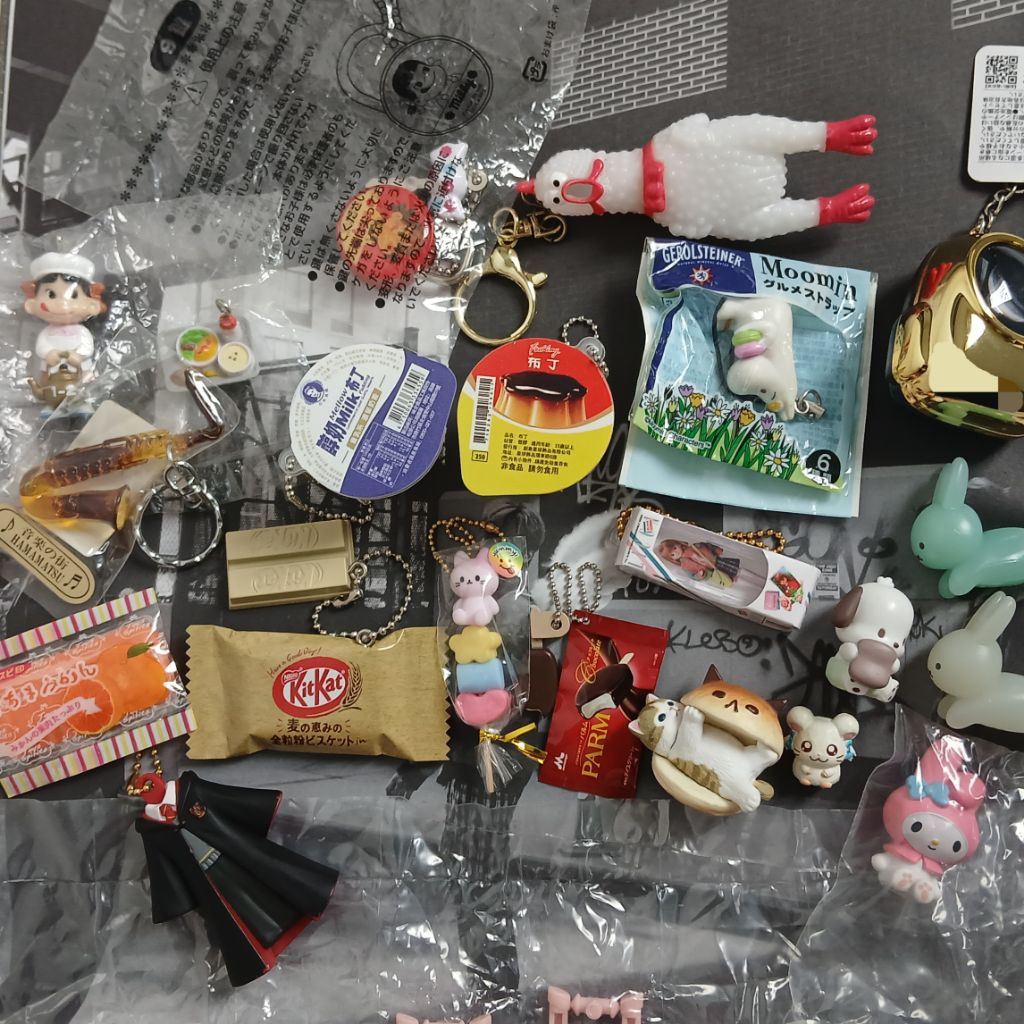 Jual (update jul) assorted gashapon/ gacha trinkets (miniature food ...