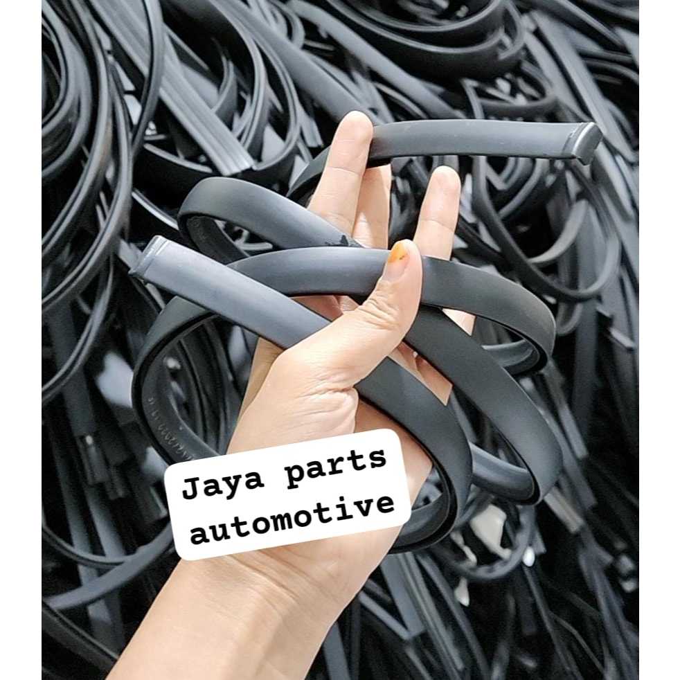 Jual karet roof/list moulding /driip side/list karet atap mobil toyota ...