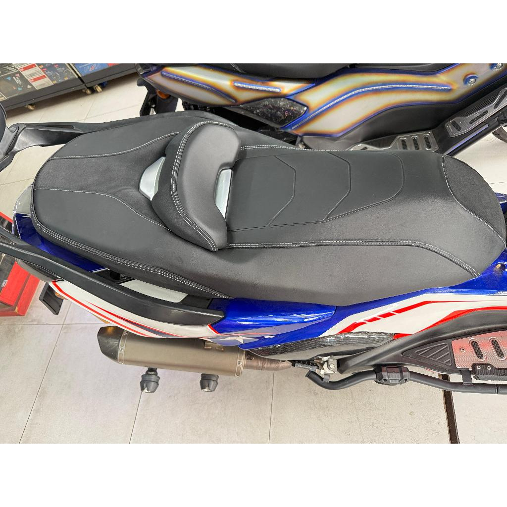 Jual Jok Motor Yamaha XMAX New Connected Techmax Ultimate Model Eropa ...