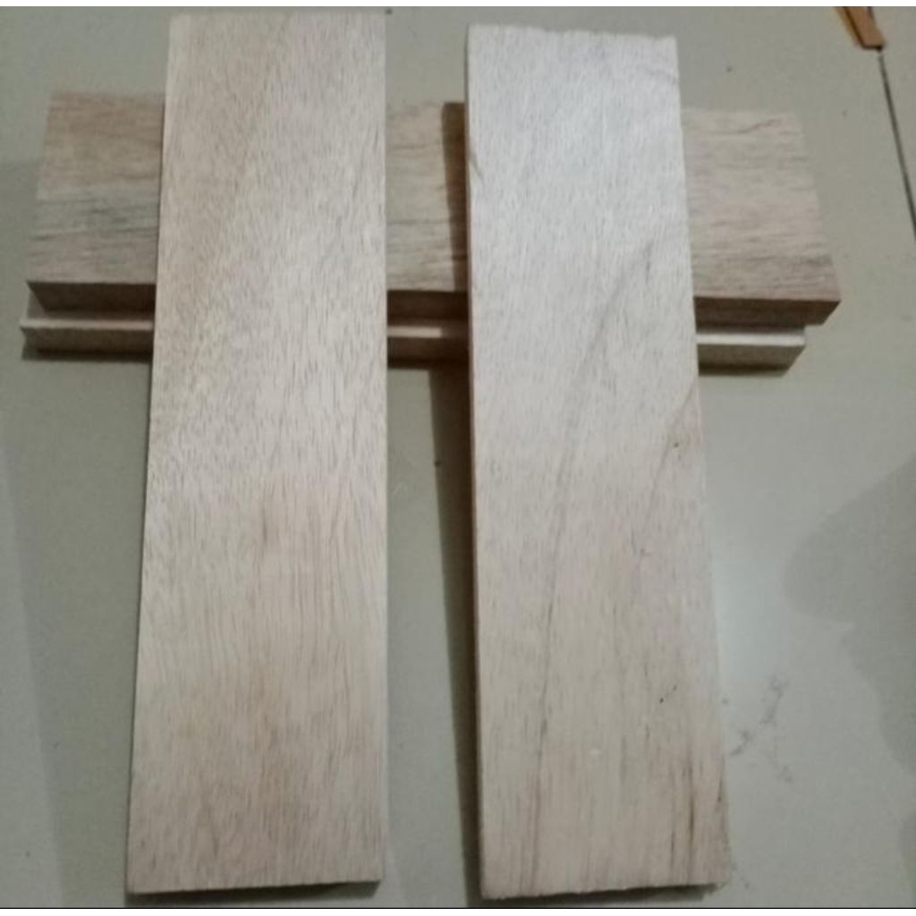 Jual Kayu balsa Sheet 20mm x 80mm x 310mm untuk maket miniatur arsitek ...