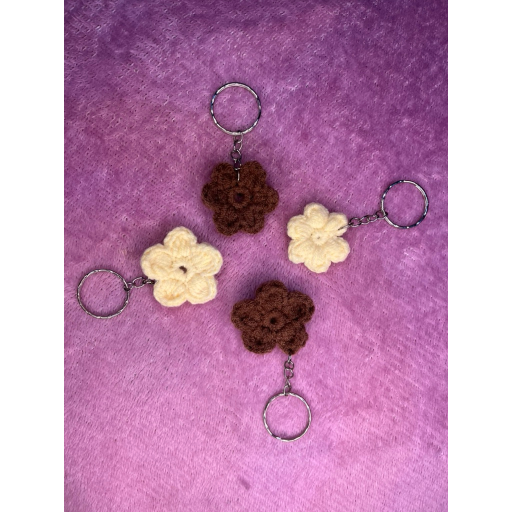 Jual Keychain Bunga Rajut Handmade | Crochet Flower Keychain | Shopee ...