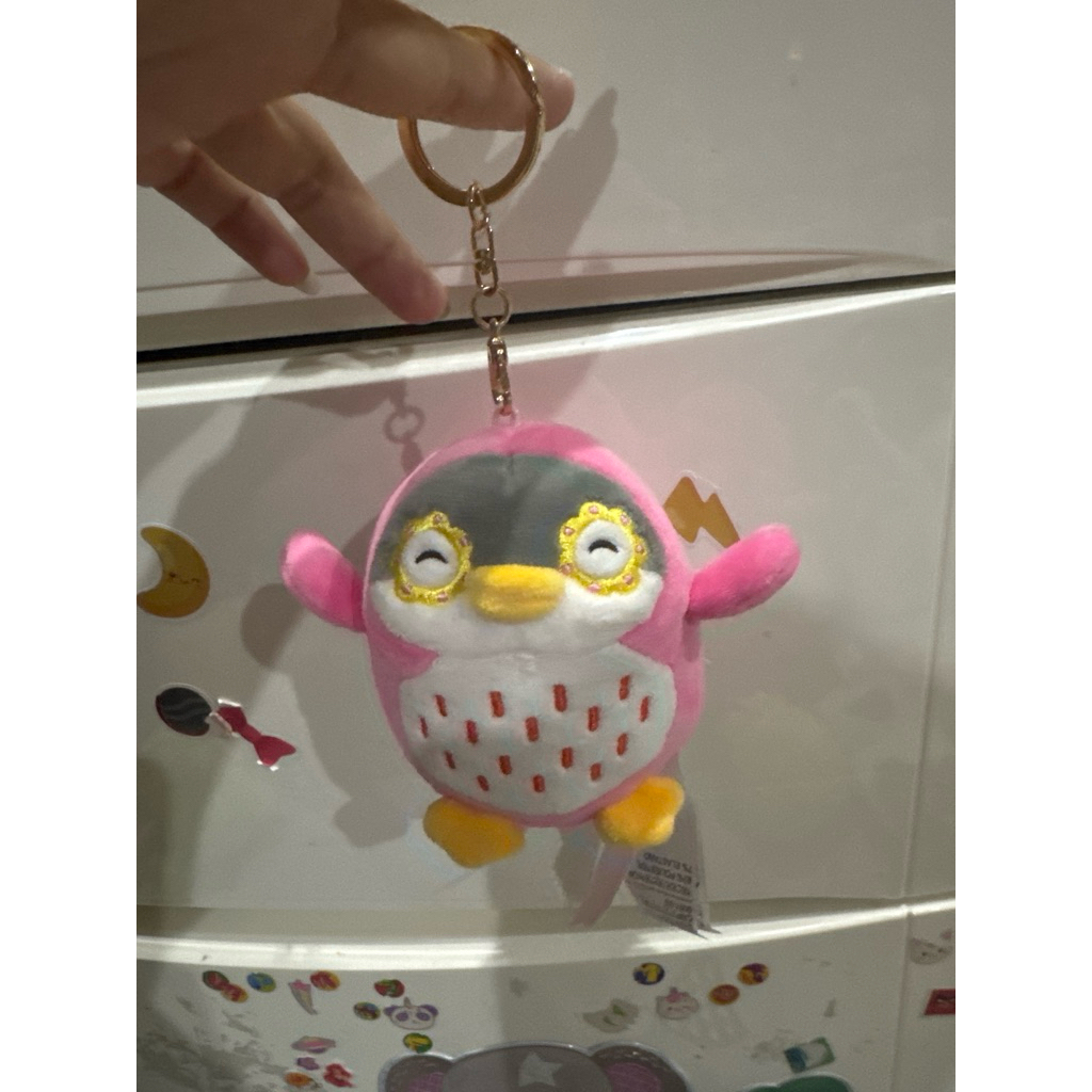 Jual keychain boneka gantungan ganci miniso brand new penguin pink ...