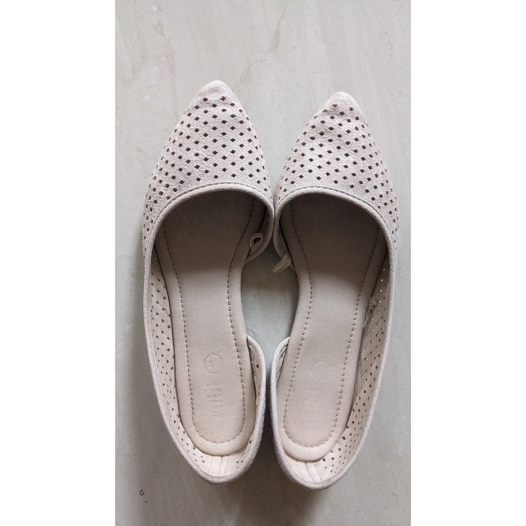 Jual Preloved Flatshoes RUBI Prima Dorsay Ballerina | Shopee Indonesia