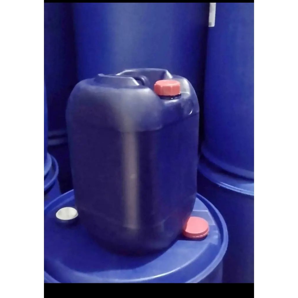 Jual JERIGEN PLASTIK 30 LITER BEKAS PAKAI Mulus tanpa bocor | Shopee ...