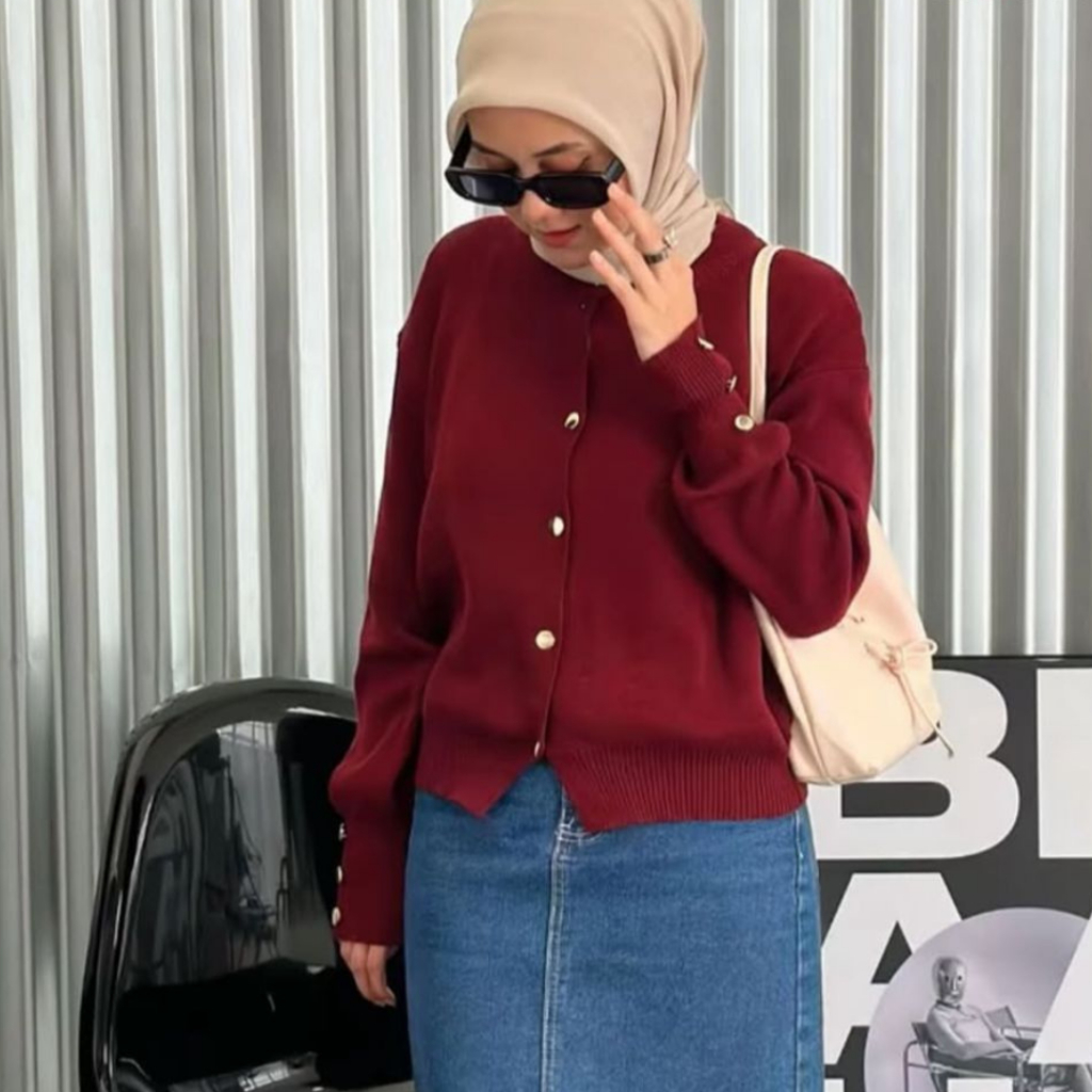 Jual Cardigan Aira Rajut Wanita Premium Kancing Koream Style Knit Button Simpel Mewah | Shopee ...
