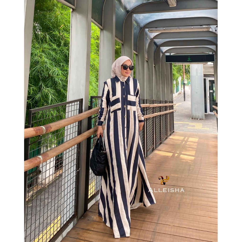 Jual Alleisha dress by Irwinov | Shopee Indonesia