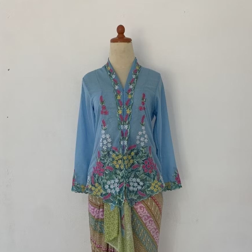 Jual [READY] Kebaya Encim Bukittinggi LD 88 | Kebaya Kerancang | Kebaya ...