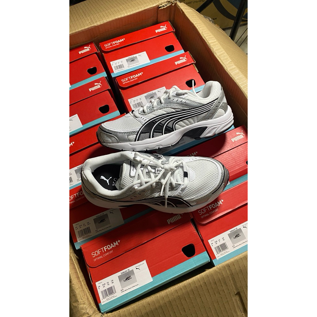 Jual Sepatu Sneakers Axis Trainer White Silver (Original Resmi ...