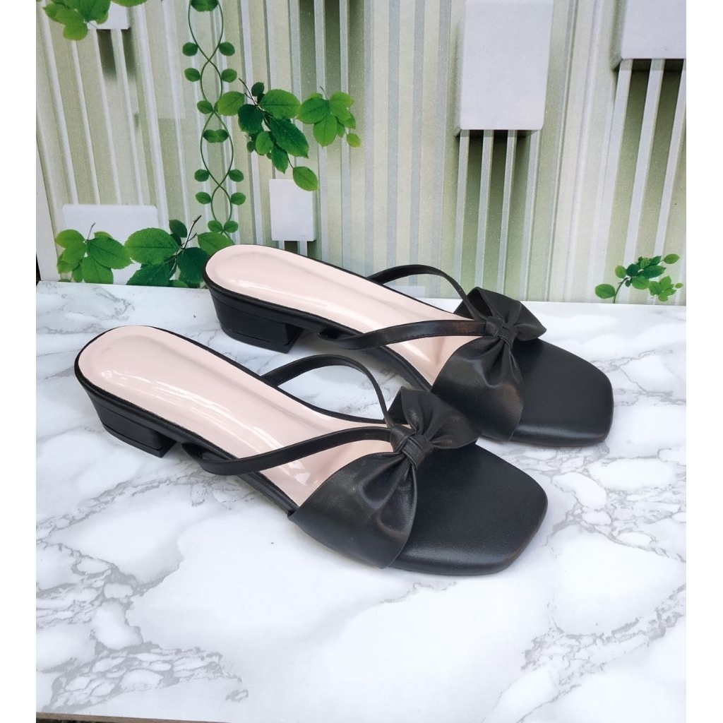 Jual SANDAL WANITA BIG SIZE 37-45 Heels 3cm wanita selop kekinian style ...