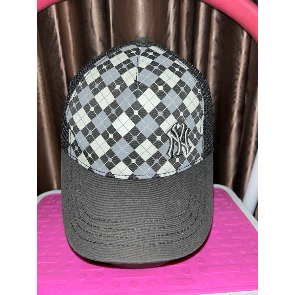 Jual Topi sekon model Cap Jaring MLB NY warna hitam motif kotak ...