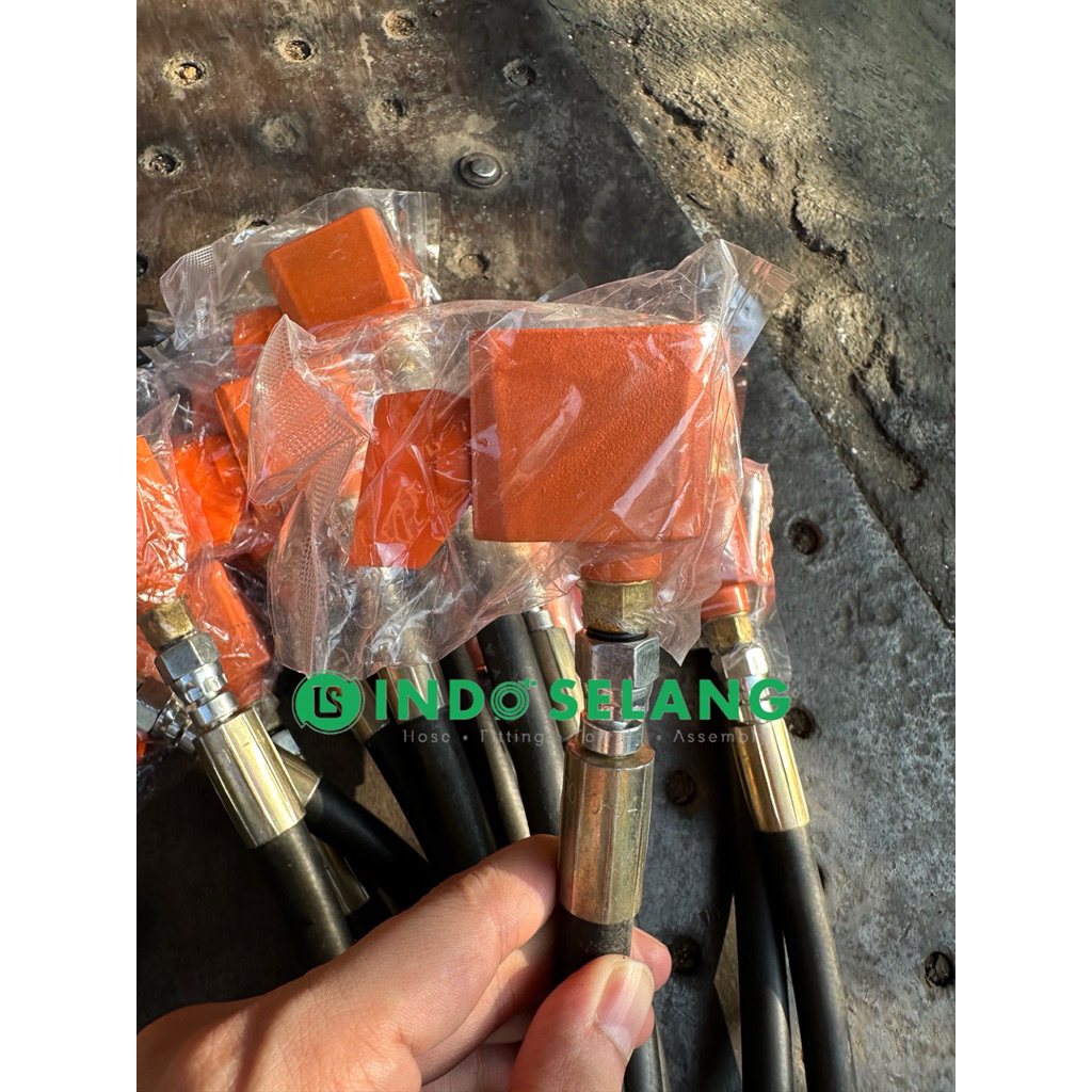 Jual SELANG GAS LPG PIGTAIL BRIDGESTONE BS TABUNG 3KG 5KG 12KG DRAT 1/2” PANJANG 1 METER ...