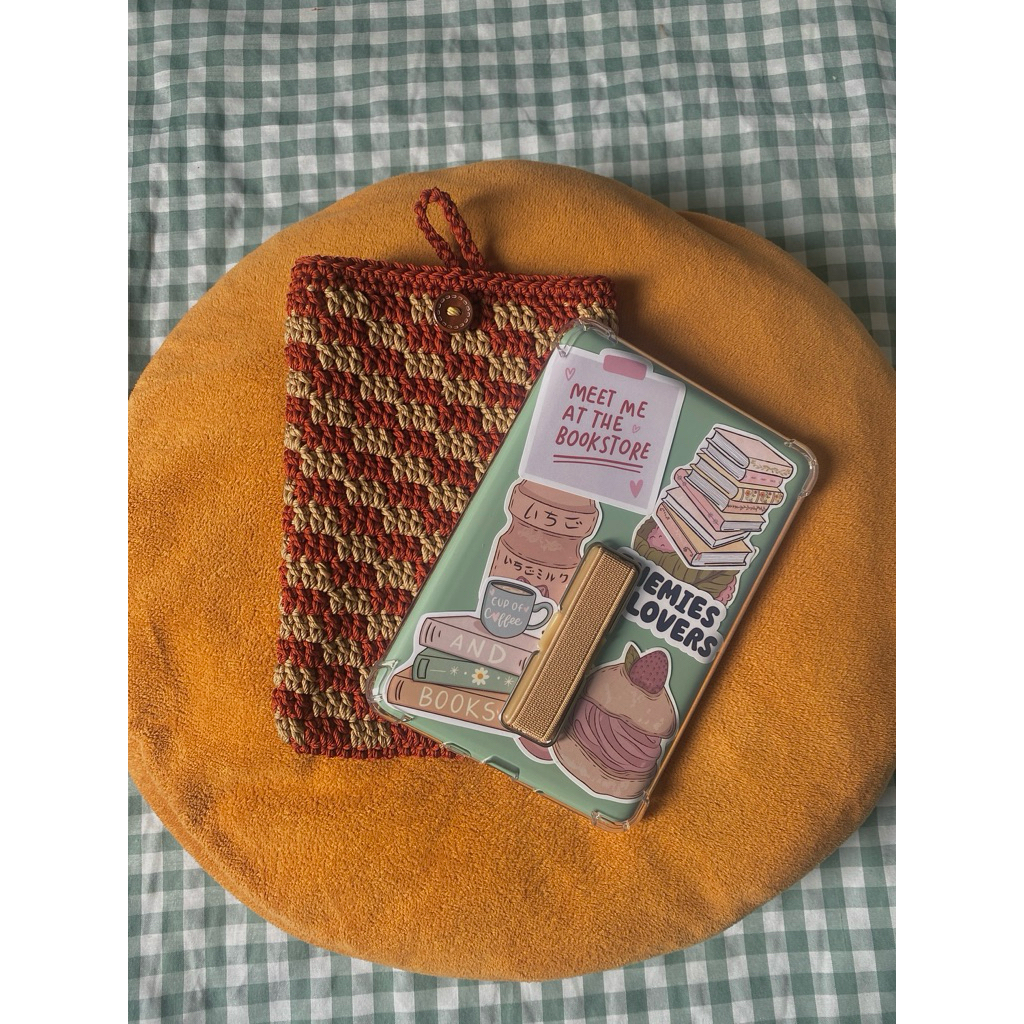 Jual E-Reader / Tablet Sleeve Checkers Pattern Rajut Crochet | Shopee ...