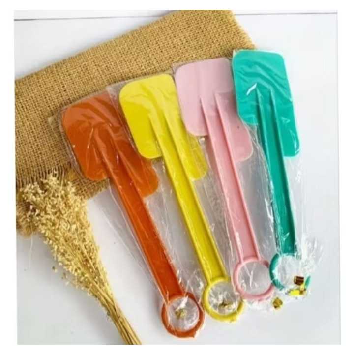 Jual Spatula Plastik/ Lemet alat oles adonan kue | Shopee Indonesia