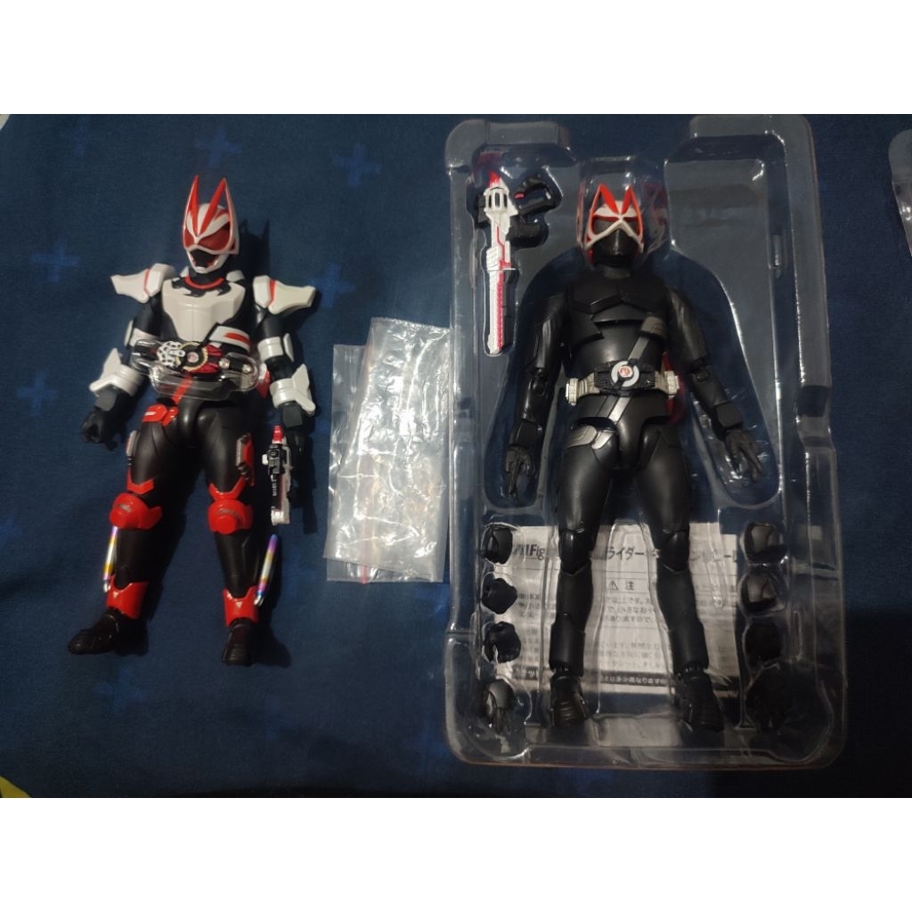 Jual SHF Kamen Rider Geats Magnum Boost Renewal & Entry | Shopee Indonesia