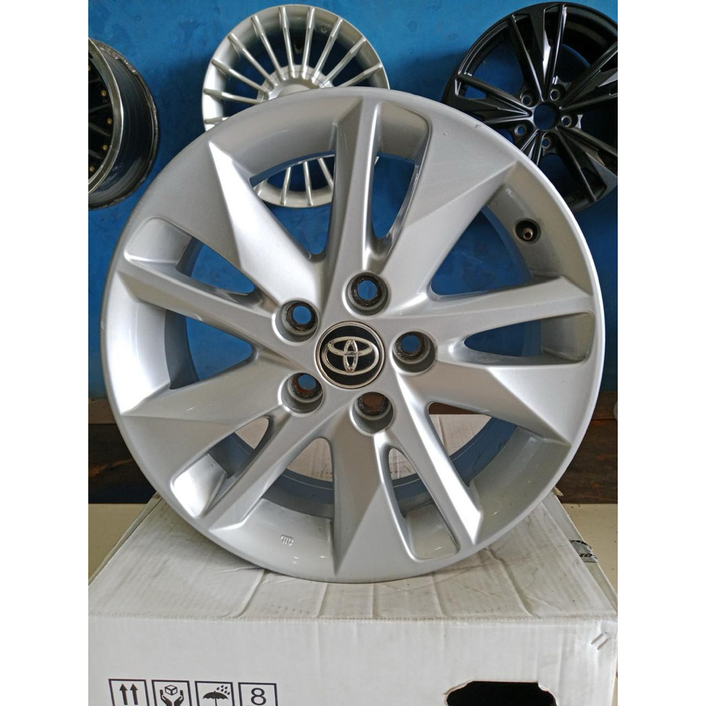 Jual velg original inova reborn ring 16 pcd 5x114 cocok inovaRush ...