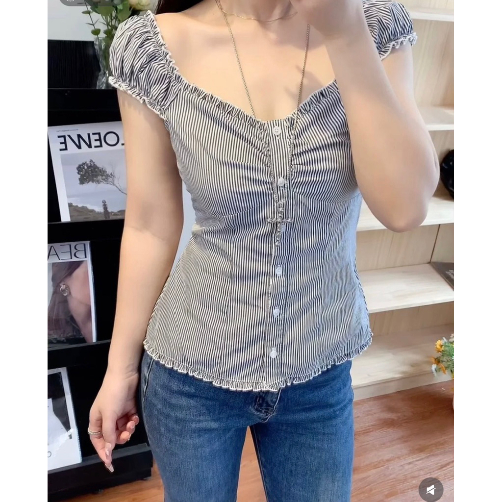 Jual Claire blouse Top / Sweetheart neckline / Motif garis garis ...