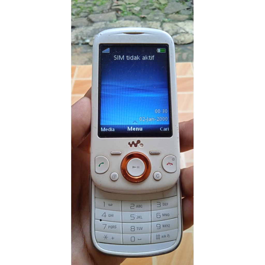 Jual Sony Ericsson W20I | Shopee Indonesia