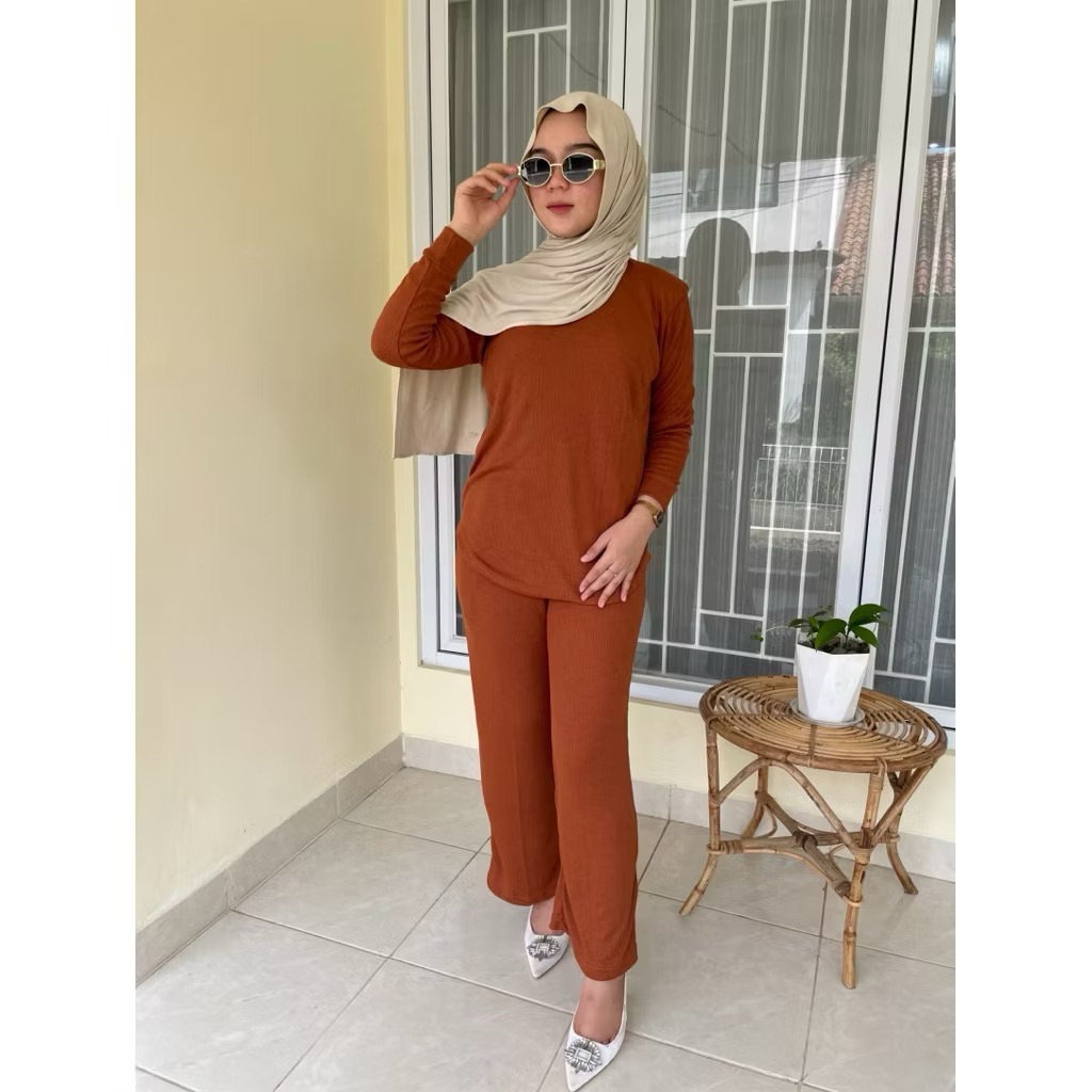 Jual Set Knit Premium Rubber Ban/Setcel Wanita/Setelan Wanita/One Set ...