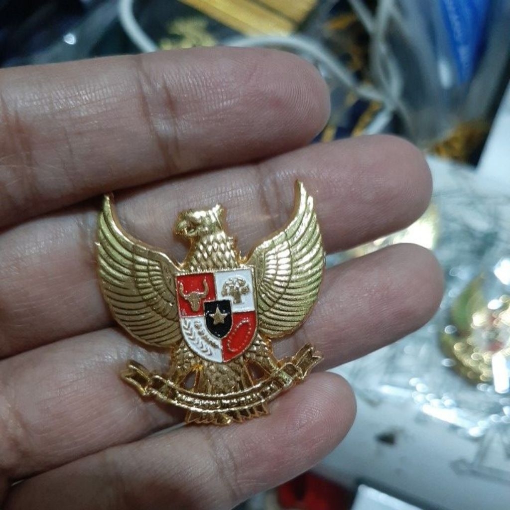 Jual pin garuda pancasila cor 3.5cm | Shopee Indonesia