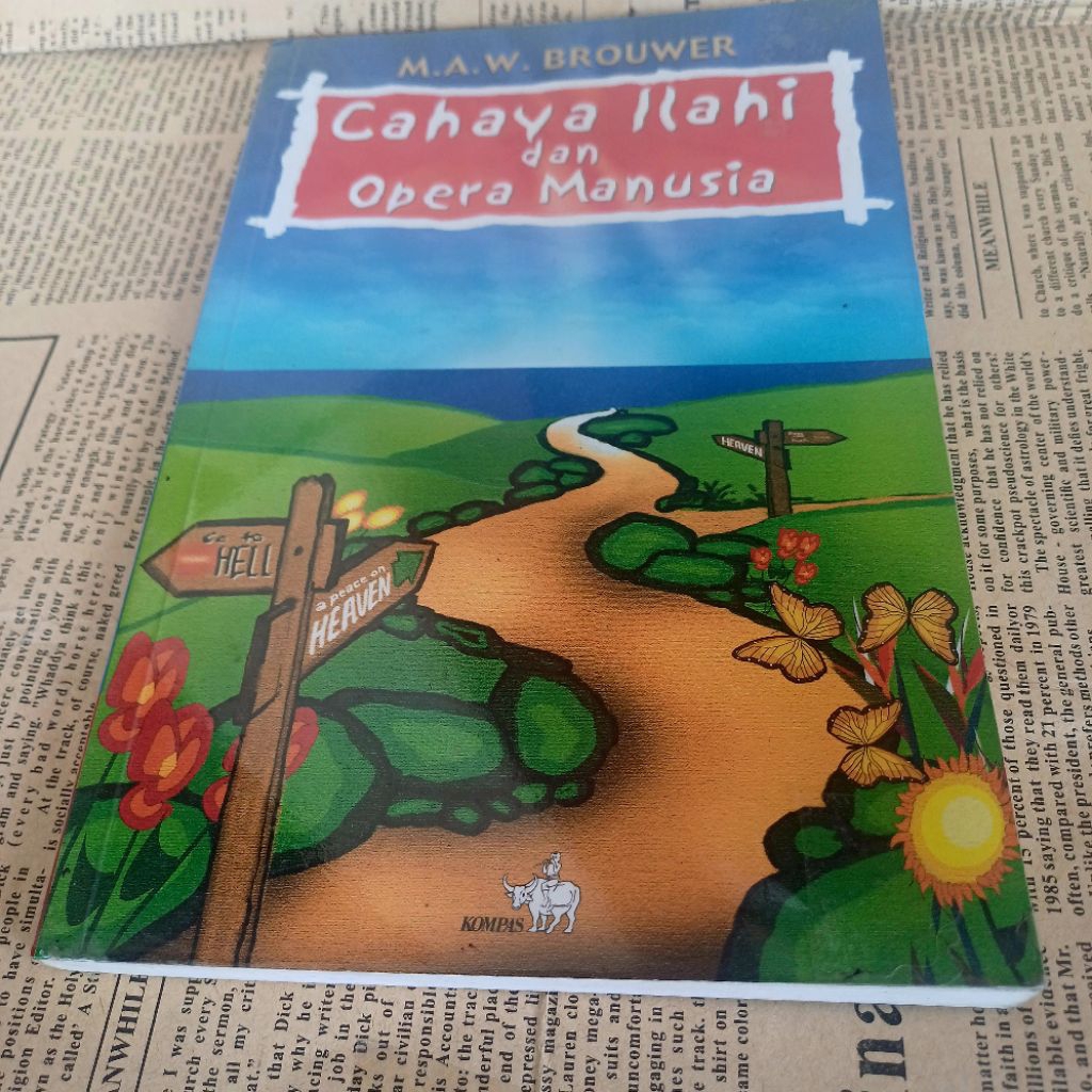 Jual Preloved Cahaya Ilahi dan Opera Manusia M.A.W. Brouwer | Shopee ...