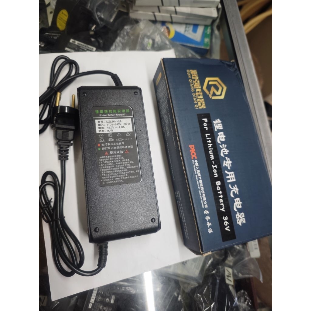 Jual Adaptor 42V 2A charger baterai li ion 42 V 2 A untuk charger aki ...